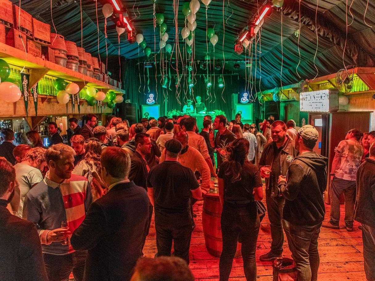 Top Tips and Ideas for the Perfect Leaving Party