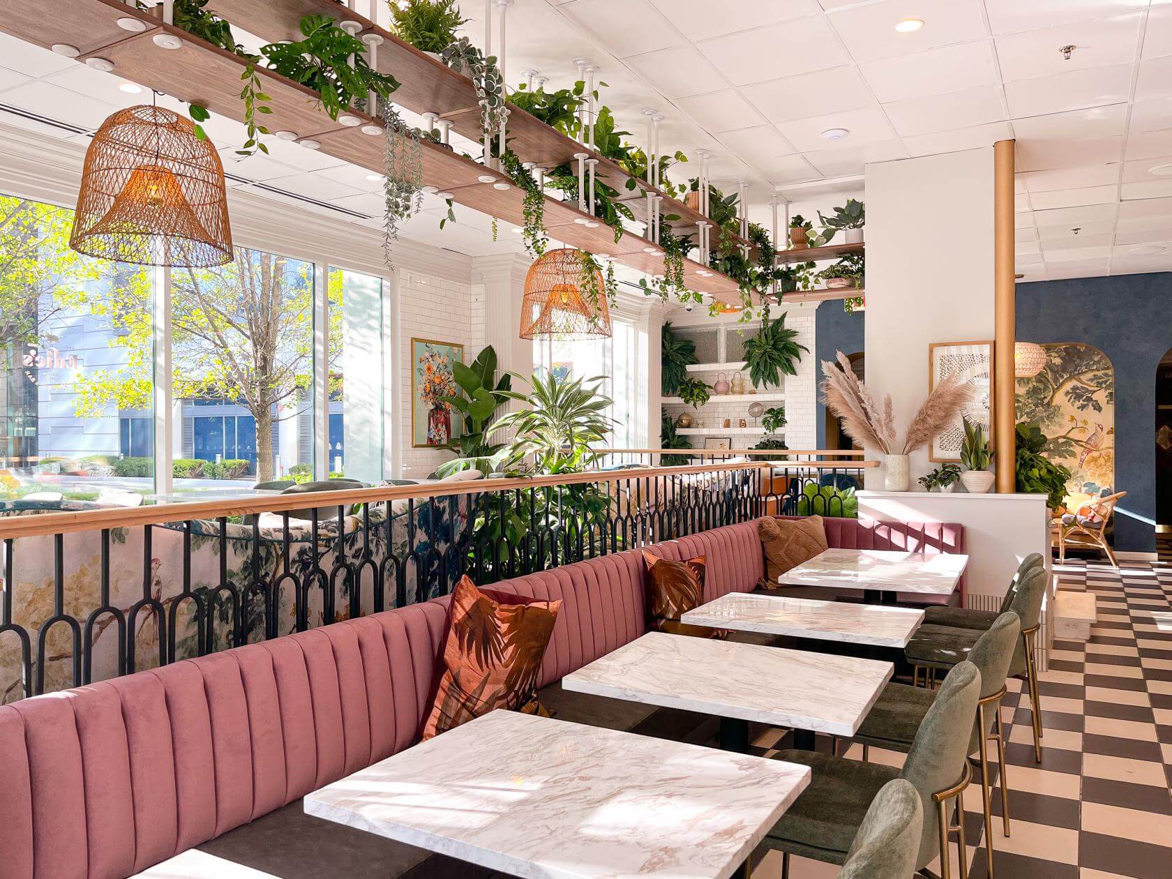 The Ultimate Guide to Best Birthday Dinner Spots in Chicago