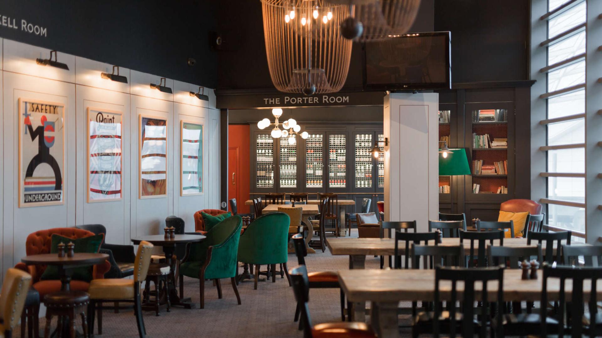 The 16 Best Pubs with Function Rooms for Hire in Leeds | Tagvenue